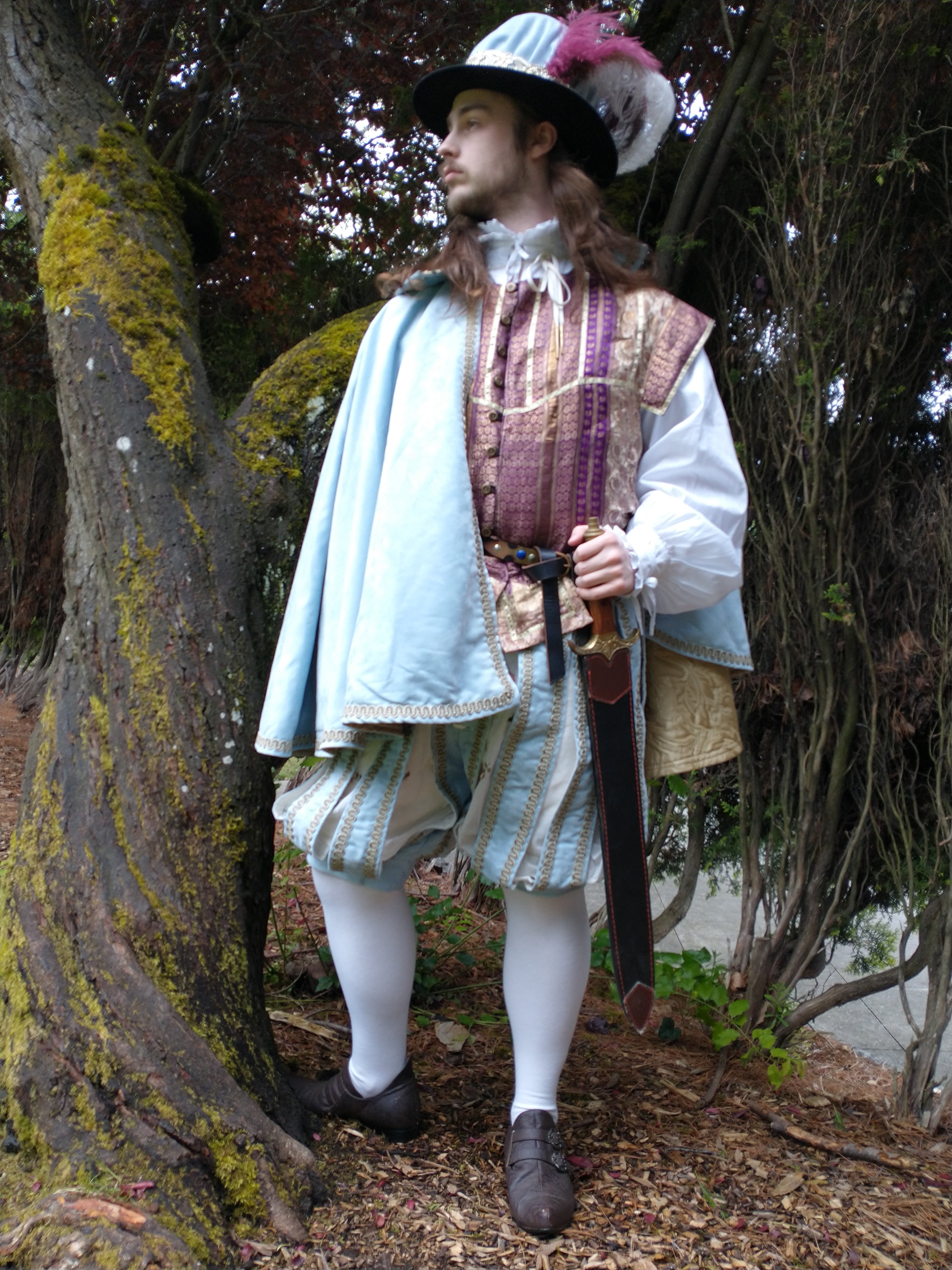 Elizabethan Noble Man 4 pc, Pastel Blue M – A Masquerade Costume